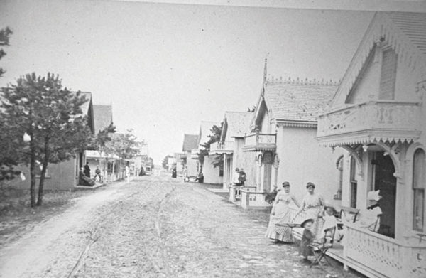 Learn about the history of Craigville Beach and its speci...